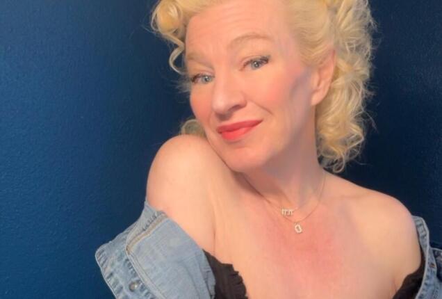 StepMom Darcie Dean needs to get knocked up - Darcie Dean Official ...