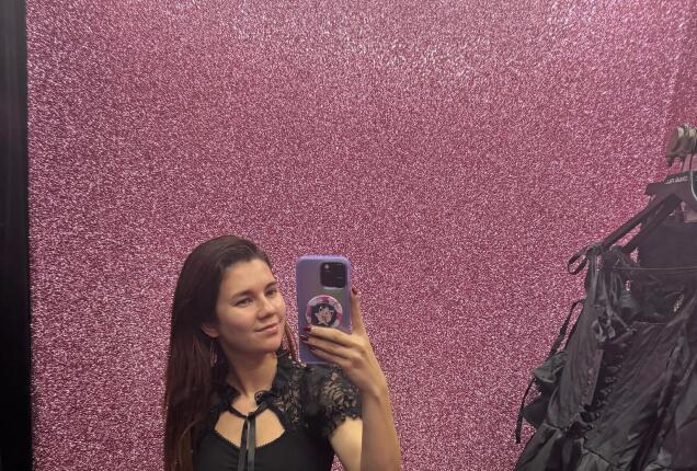 new tryon incoming! - Dare Taylor Official Photos | LoyalFans