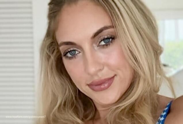 Pig, meet my sweet little piggies 🦶 - goddessjewel7 Official Profile ...