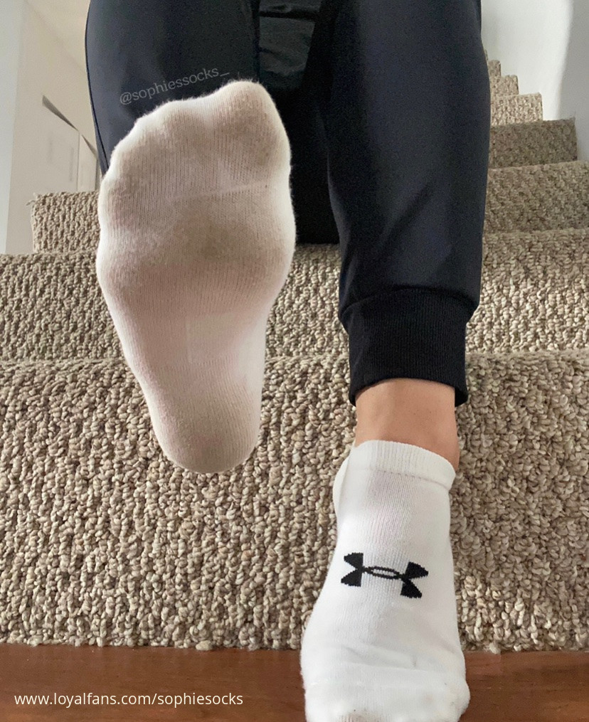 Sophiesocks's Official Social Fan Page | LoyalFans