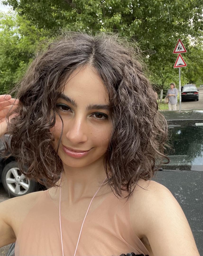 Deviine’s Official Social Fan Page | LoyalFans