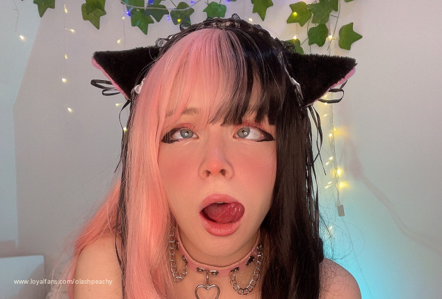 My silly ahegao faces 😝 - Olash Peachy Official Photos | www.Loyalfans.com