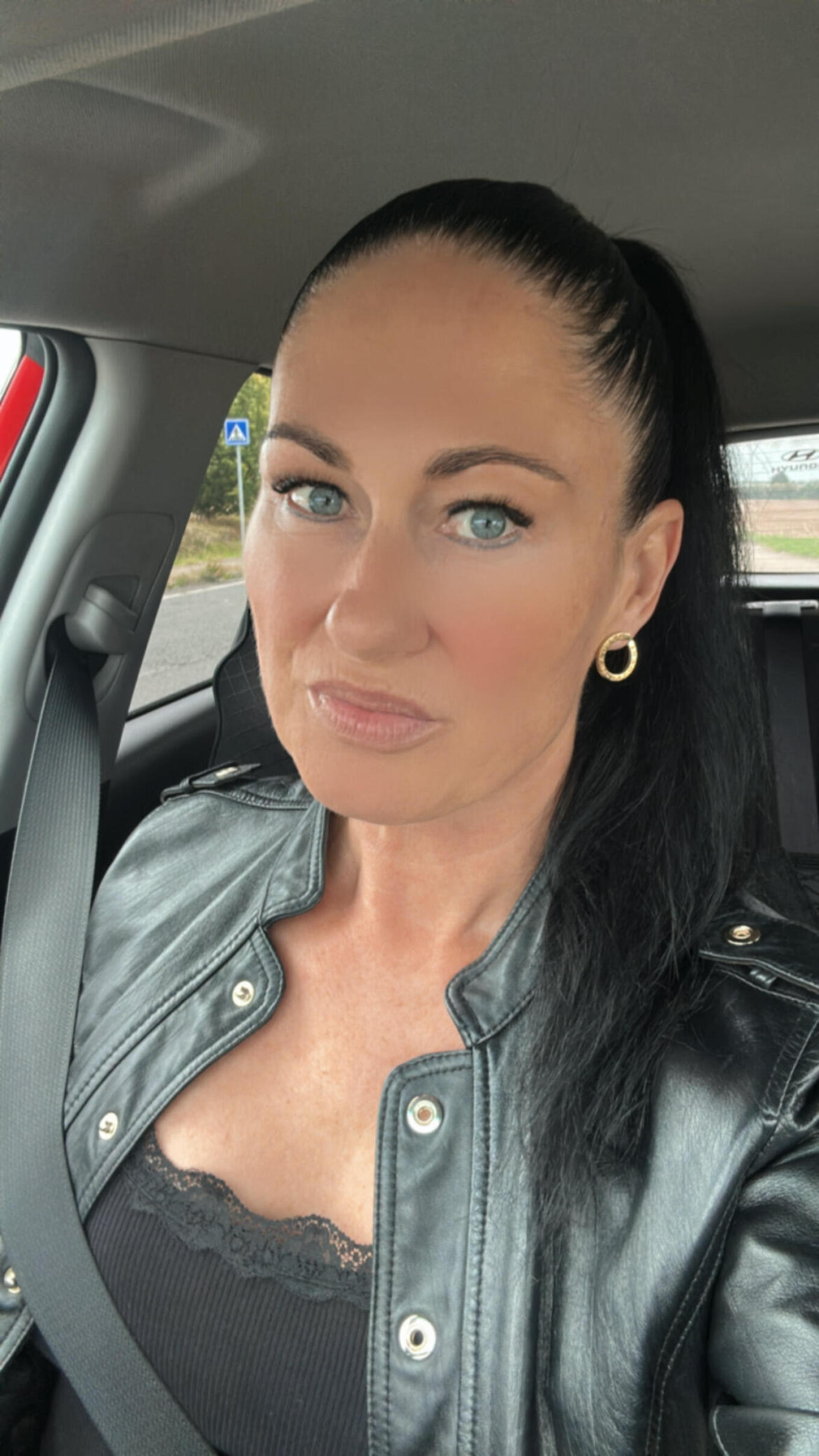 Madame Sarka's Official Social Fan Page | LoyalFans