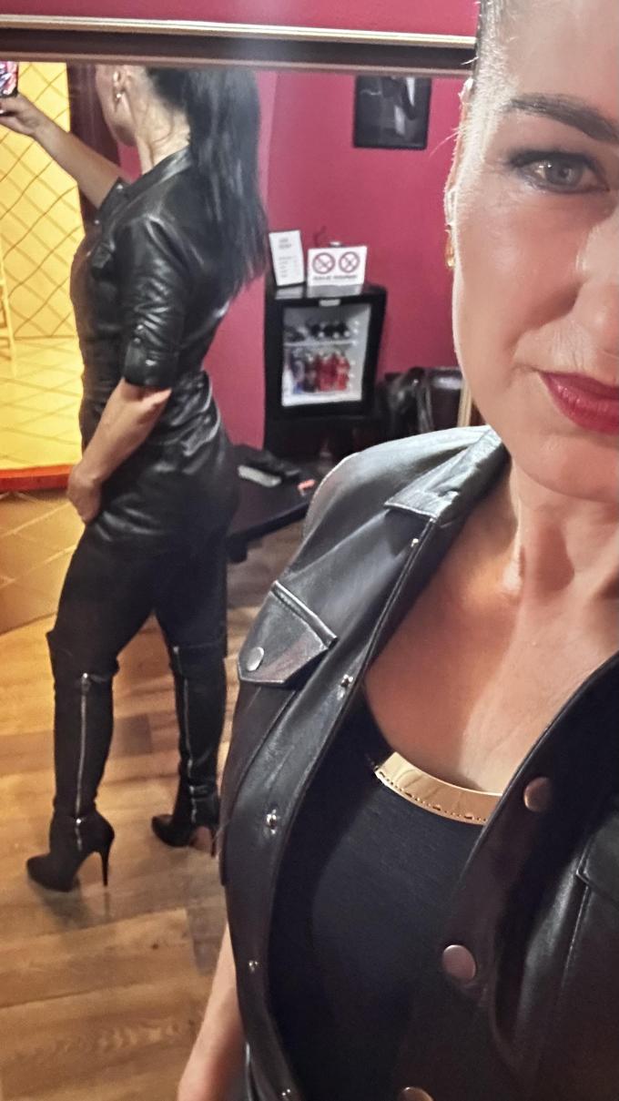 Game for you 😉 - Madame Sarka Official Photos | LoyalFans