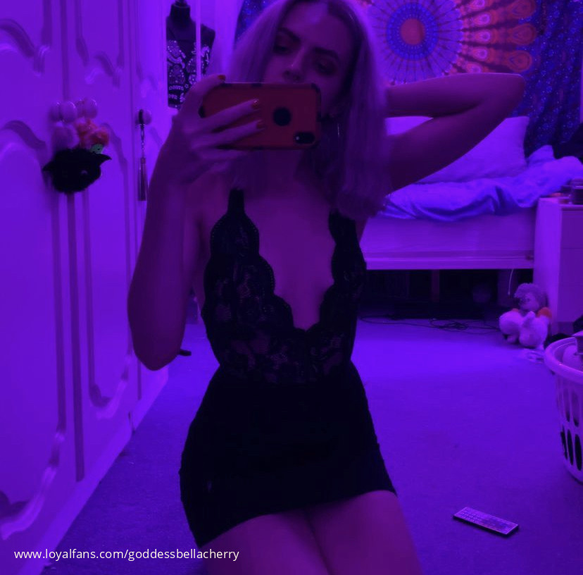 Goddess Bella Cherry's videos and clips | Official account | LoyalFans