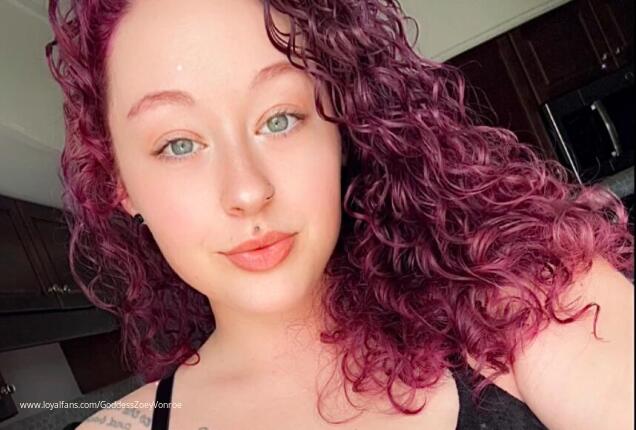 Clean Goddess’s dirty feet with your tongue 😝 - Goddess Slut Zoey Official Photos | www ...