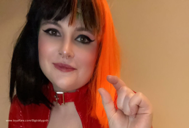 I love pvc - Mommy Rubyy Official Photos | www.Loyalfans.com