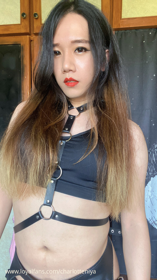 CharlotteNiya's videos and clips | Official account | LoyalFans