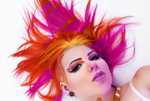 Amber Phoenix VS Saskia Sharman comp - Phoenixx Starr Official Profile ...