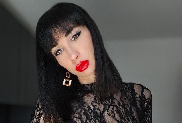 Lady Alessandra Bartis | Hotwife, SexyStar - Lady Alessandra Bartis ...