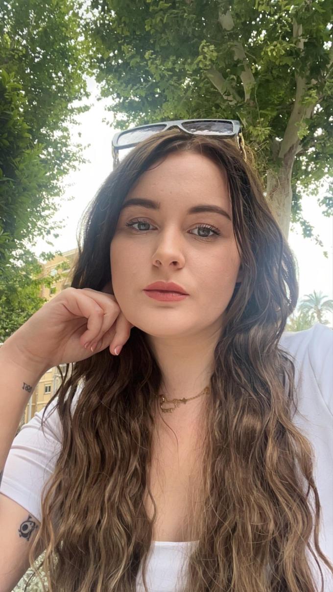 FinDom Goddess Sarah’s Official Social Fan Page | LoyalFans