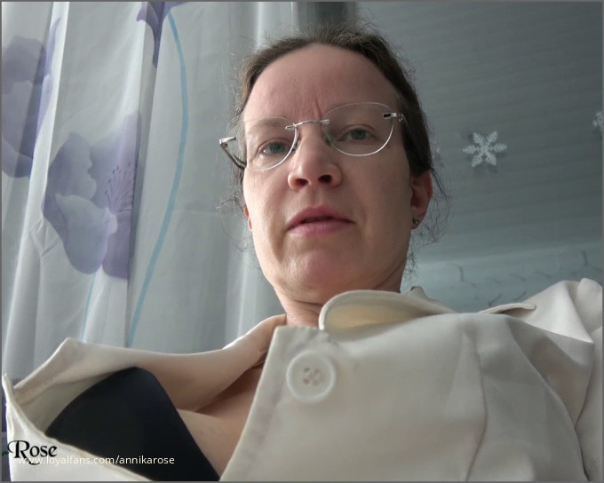 Krakenschwester - AnnikaRose Official Photos | LoyalFans