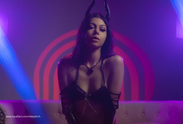 Lil Foxpet gets Railed By Fuck Machine - Kali King Official Profile ...