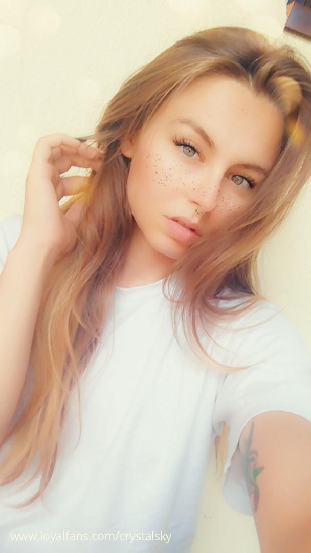 Cristalsky's Official Social Fan Page | LoyalFans