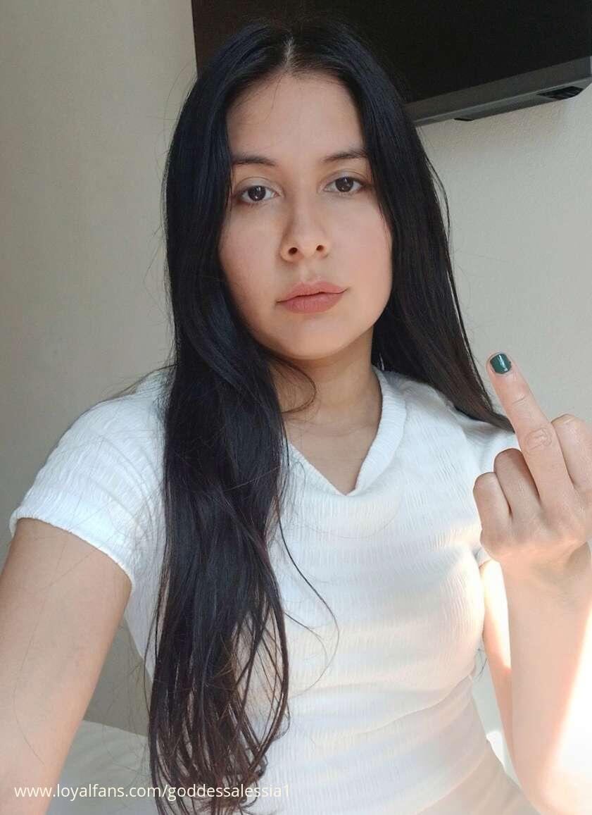 Queen Alessia Findom’s Official Social Fan Page | LoyalFans