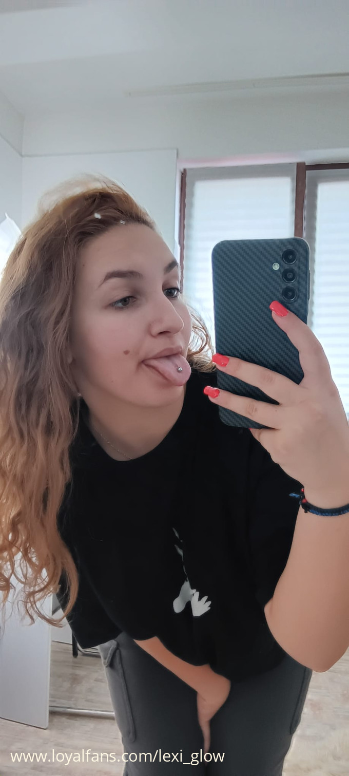 Lexi Glow's Official Social Fan Page | LoyalFans
