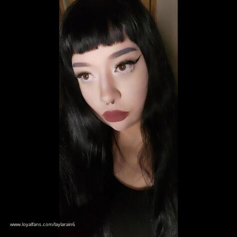 Is your face available to be my seat? - Goddess LayIa Official Photos ...