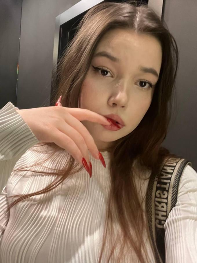 Guys, empty your wallets. I want to buy a new handbag 💅🏼 - Princess ...