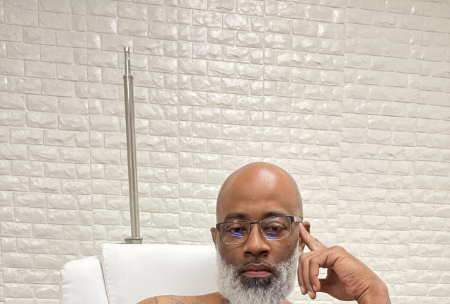 WHATS ON YOUR MIND - Shaundam Von Smakavitz Official Photos | LoyalFans