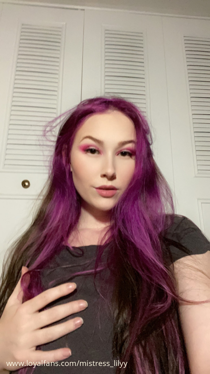 mistresslilyy’s Official Social Fan Page | LoyalFans