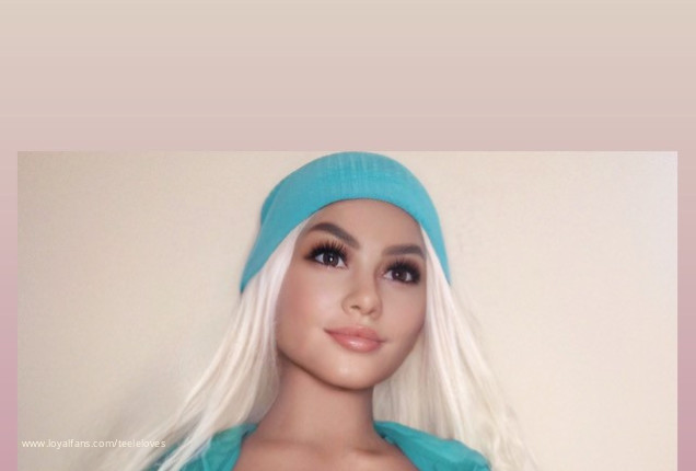 What is in the box? - Teele Loves Official Photos | www.Loyalfans.com