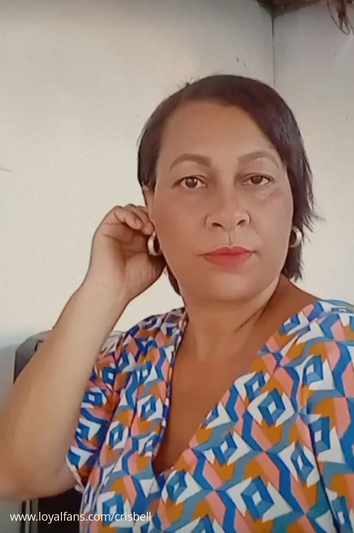 Crisbell’s Official Social Fan Page | LoyalFans