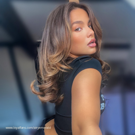 Airyemerald's videos and clips | Official account | LoyalFans