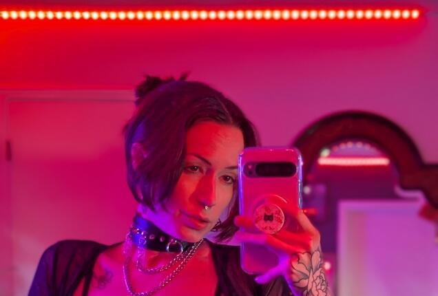 Happy Friday pervs! - Goddess Raven Evil Official Photos | www ...