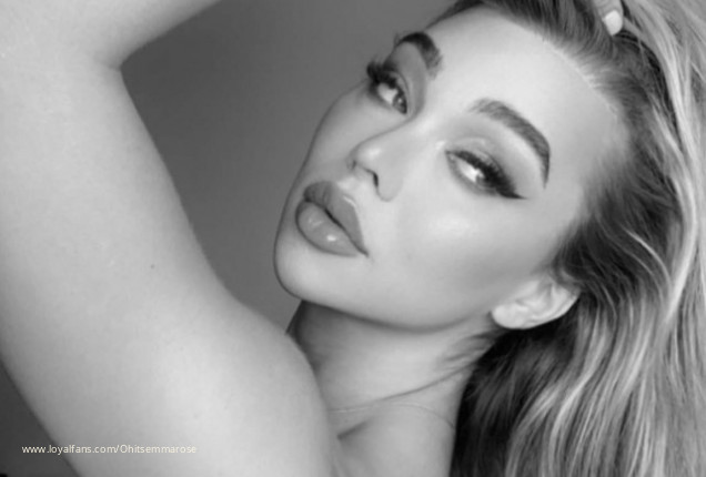 Color Doesn’t Matter🎏 - Emma Rose Official Photos | www.Loyalfans.com