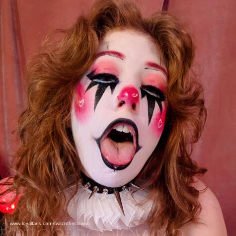 it's officially been a year since I moved to canada - Twitch the clownn ...