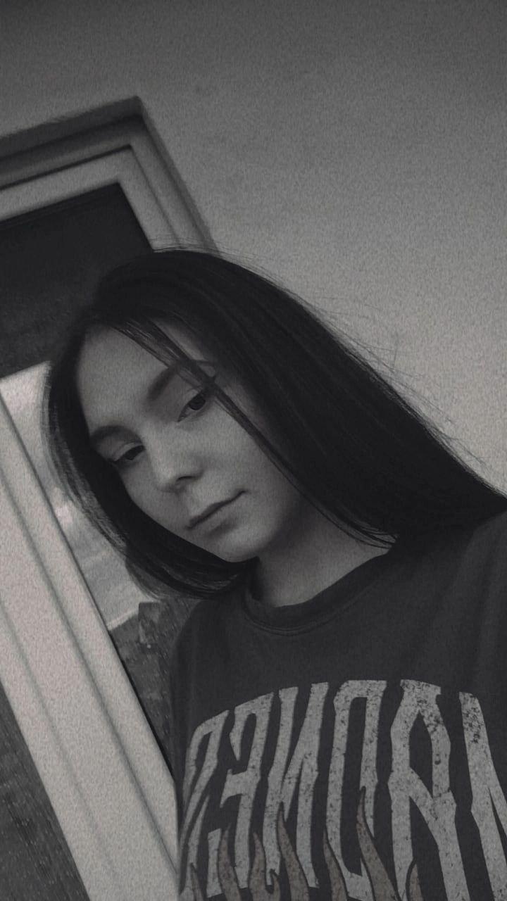 LisaHolt’s Official Social Fan Page | LoyalFans