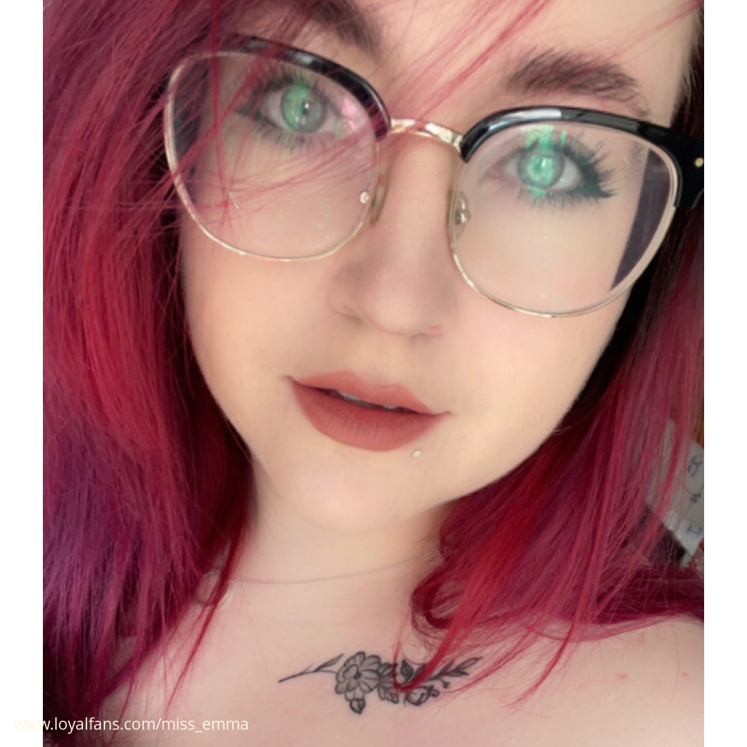 Goddess Emmiee ’s Official Social Fan Page | LoyalFans