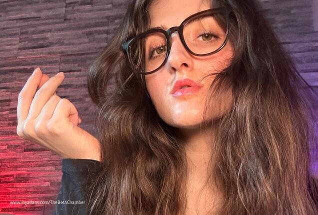 BROKEN (CENSORED PIXELS BETASAFE) - Doctor Carmilla The BETA Chamber ...