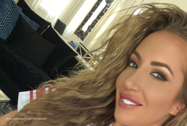 Are you watching the superbowl today!? - Richelle Ryan Official Photos ...