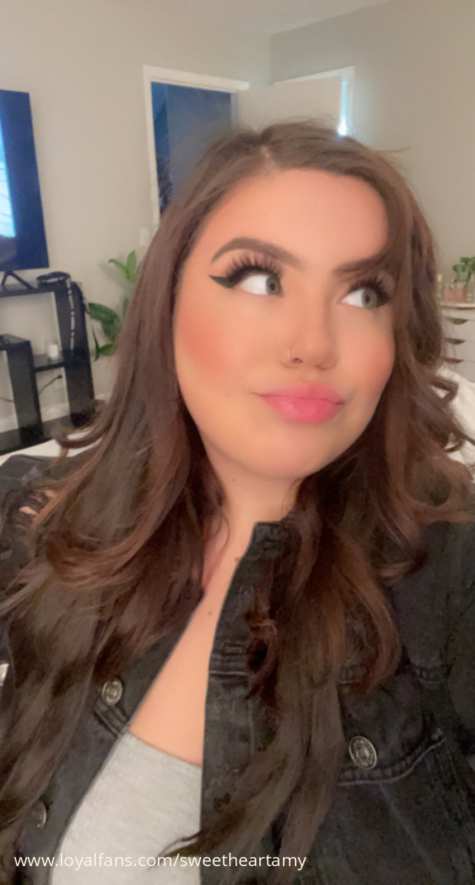 FindomAmy’s Official Social Fan Page | LoyalFans