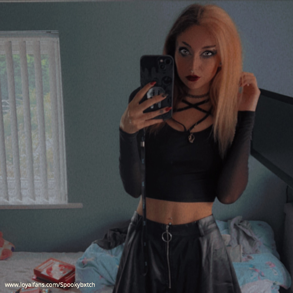 SpookyStxnerBxtch’s Official Social Fan Page | LoyalFans