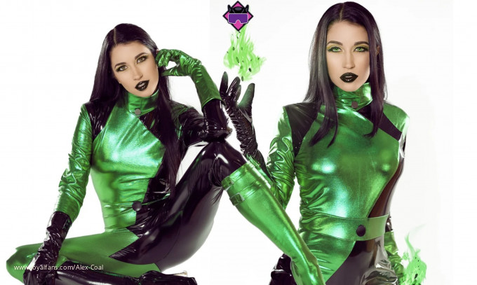 So, I know how much y'all loved my Shego scene, and now is your chance ...