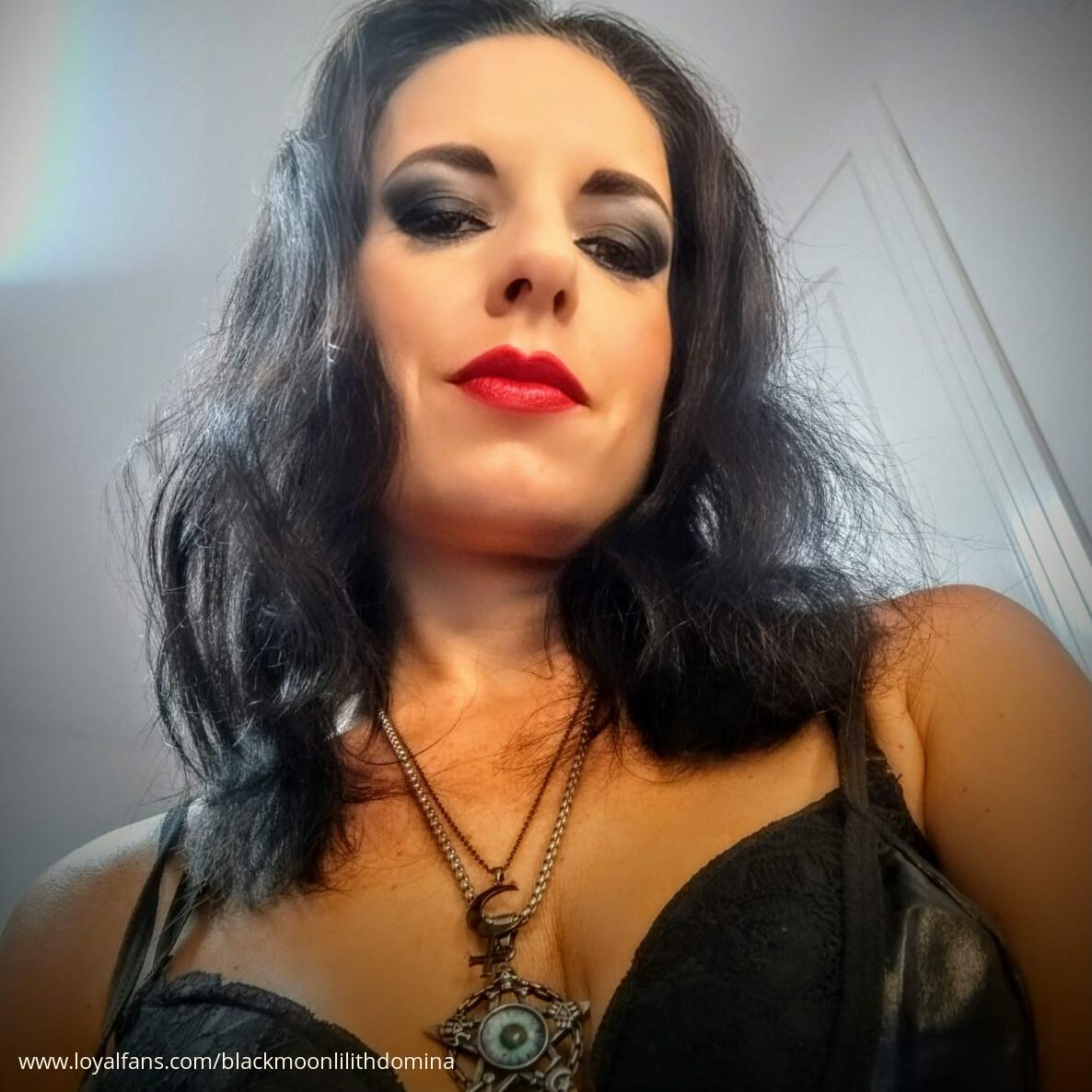 Mistress Black Moon Lilith's videos and clips | Official account | LoyalFans