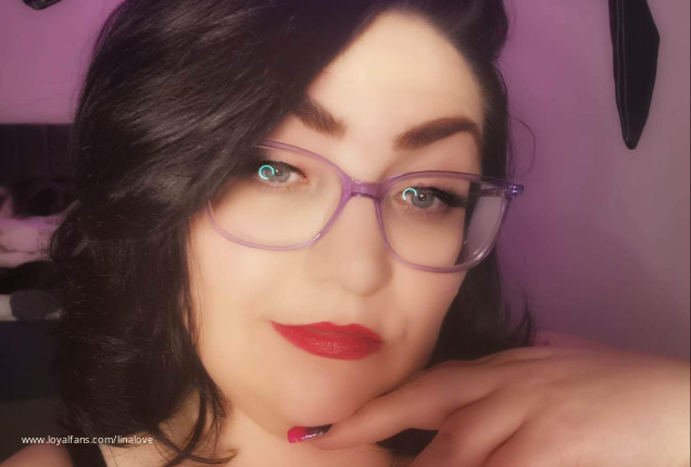 Soft belly, big tits - Mistress Lina Femdom Findom Official Photos ...