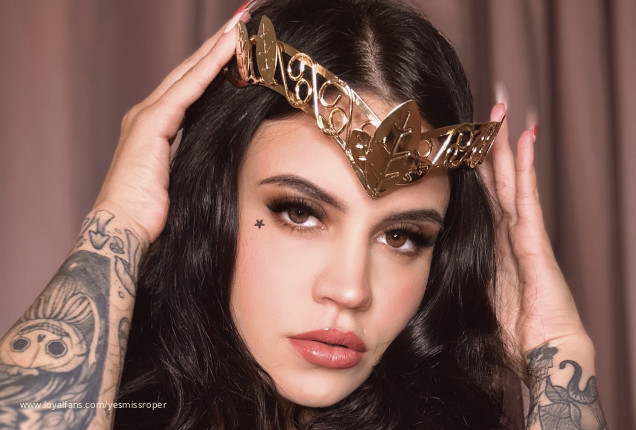 👑 - YesMissRoper Official Photos | LoyalFans