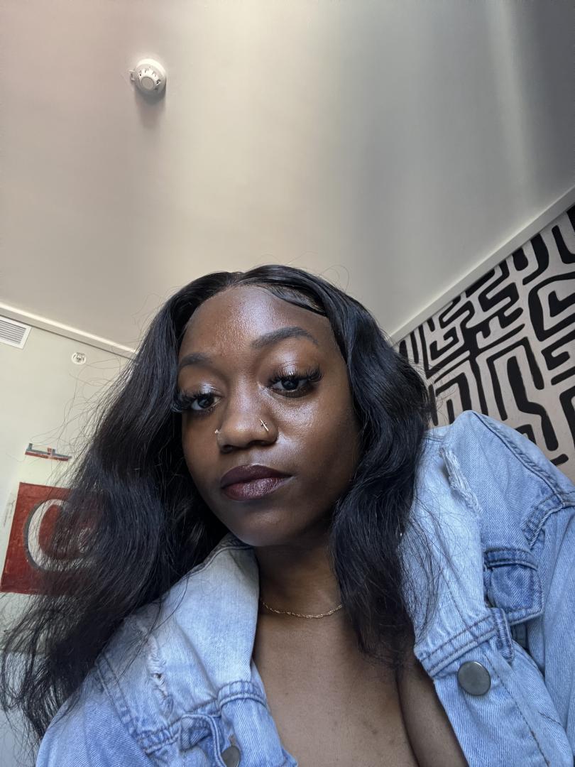 btheeebrat’s Official Social Fan Page | LoyalFans