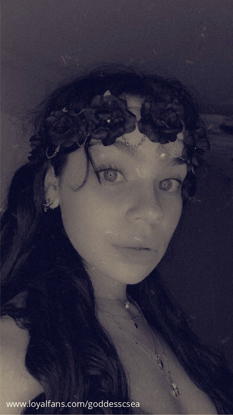 Goddess Slvr's videos and clips | Official account | LoyalFans