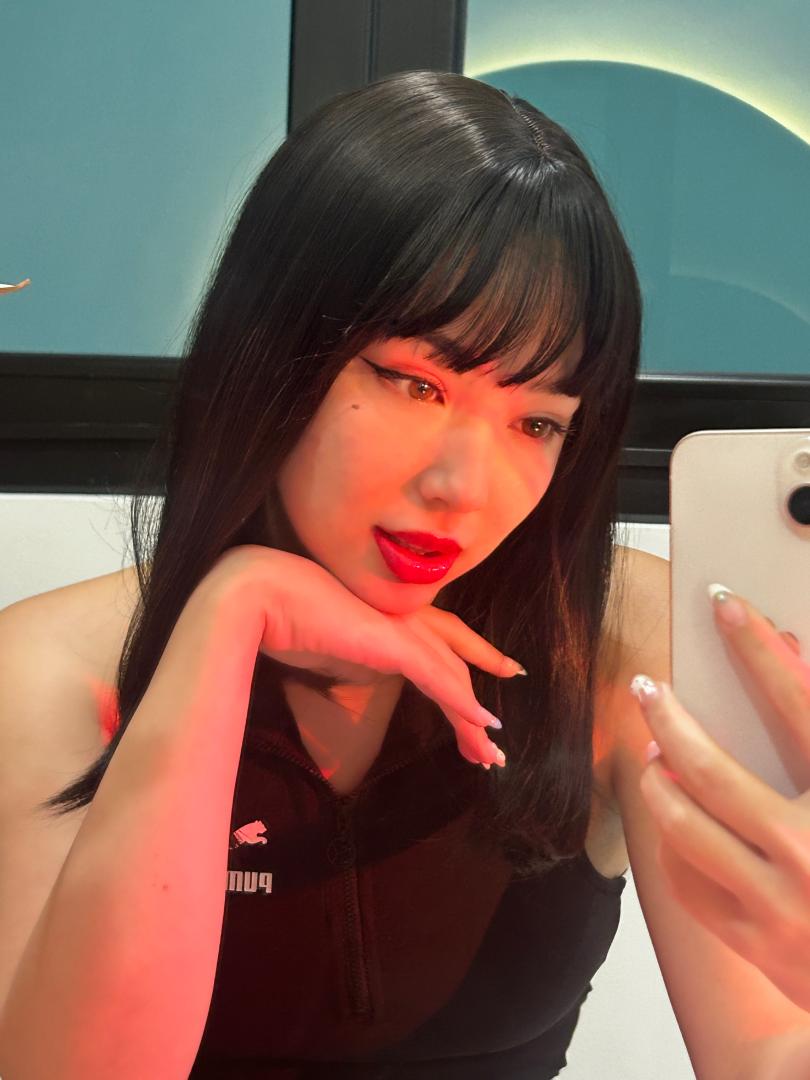 Princess Emmie x’s Official Social Fan Page | LoyalFans