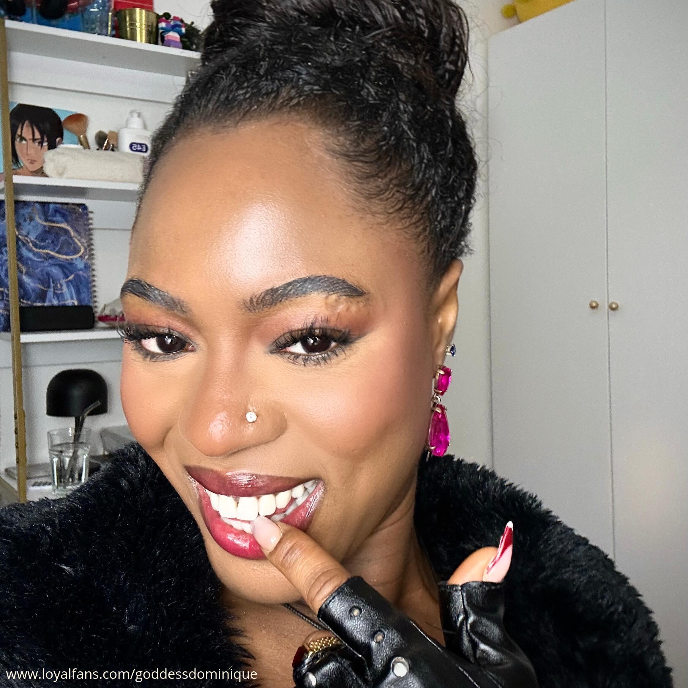 Findom Ebony Dominique's videos and clips | Official account | LoyalFans