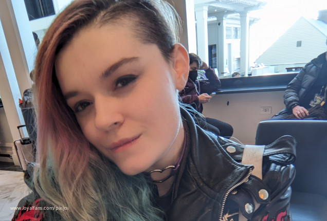 Frolicon Suspension with purple rope and marks - Pixi Darling Official ...