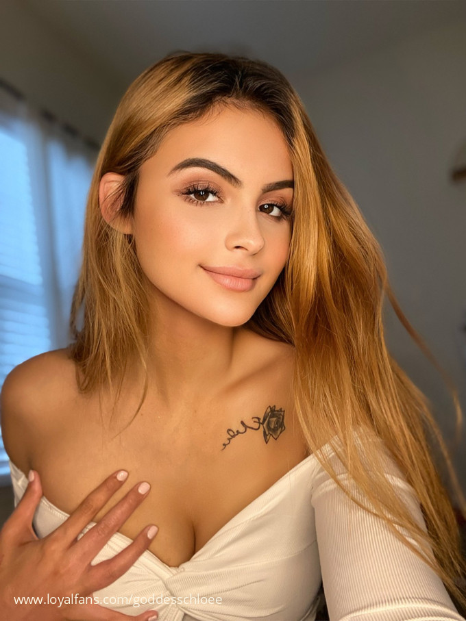 Findom Chloe’s Official Social Fan Page | LoyalFans