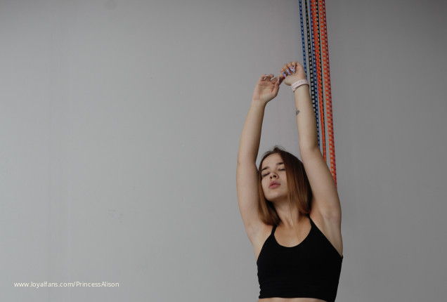 Hello loser - Princess York Findom Official Photos | www.Loyalfans.com