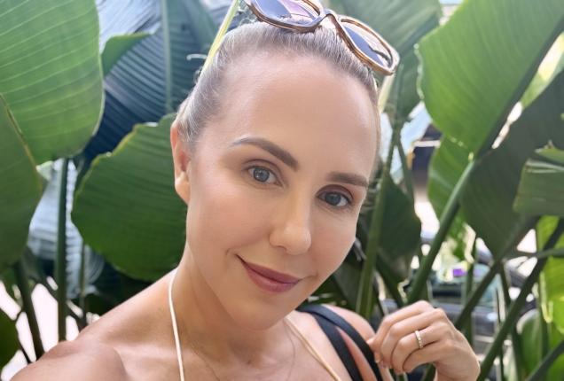 Out and about - Holly Randall Official Photos | www.Loyalfans.com