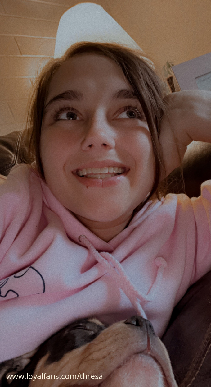 Thresa's Official Social Fan Page | LoyalFans