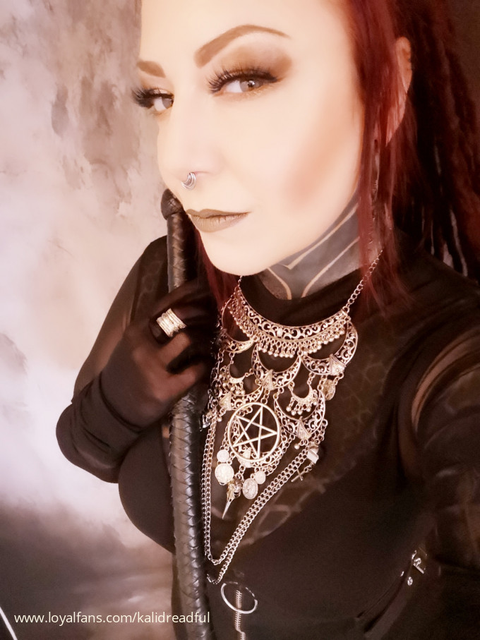 Mme Kali Dreadful’s Official Social Fan Page | LoyalFans